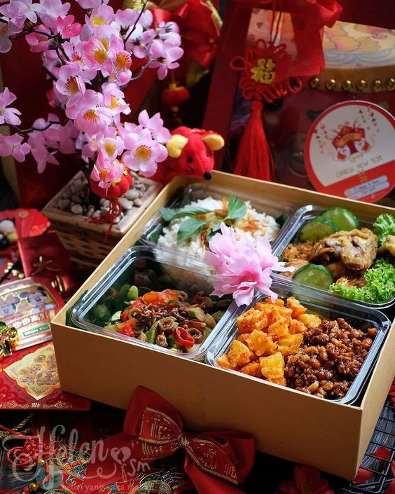 7 Inspirasi Parcel Imlek yang Manis buat Jadi Hantaran